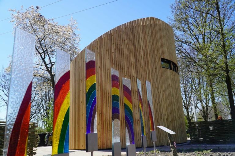 Kerk op de Floriade - Maatschappij van Welstand